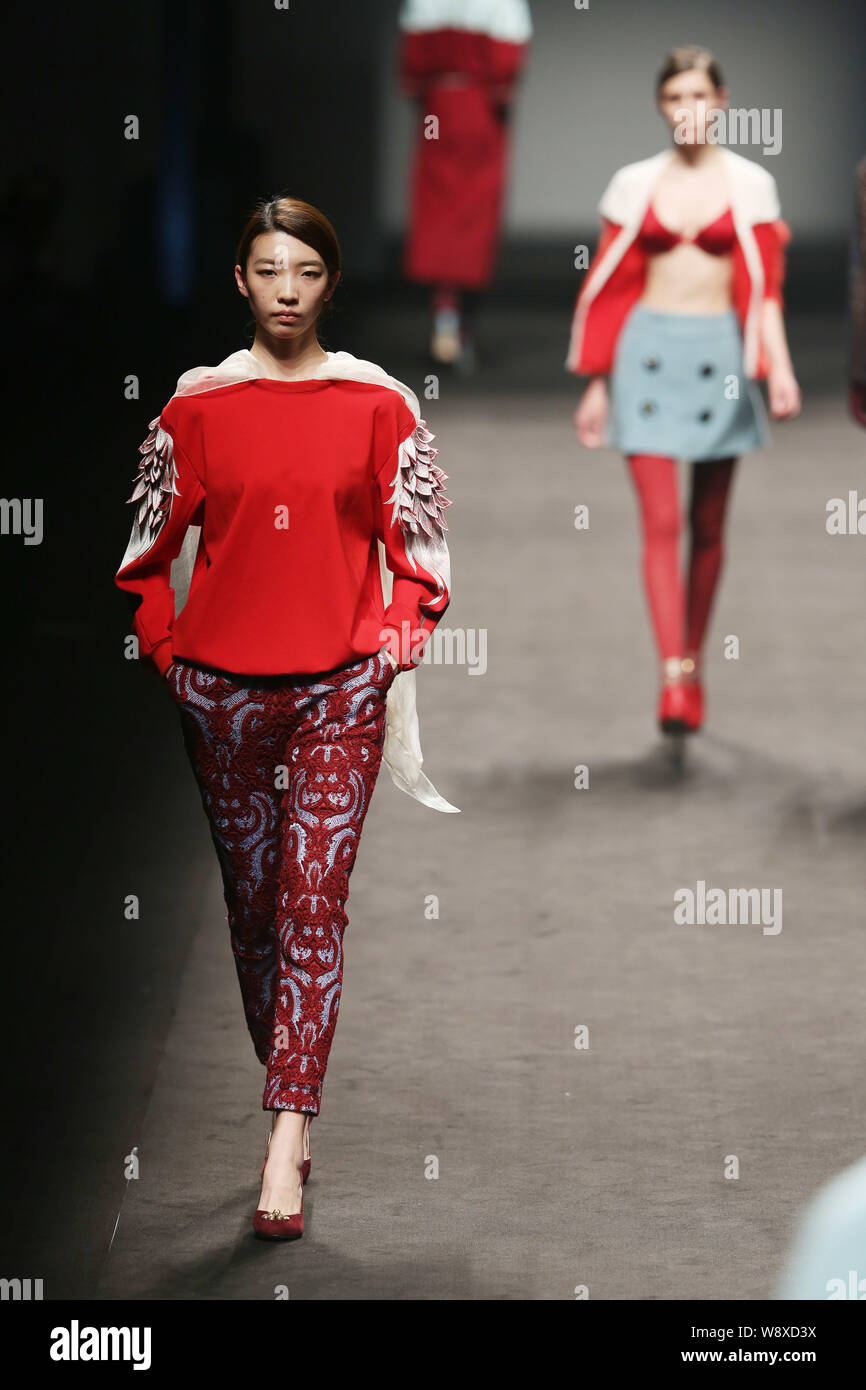 Models display new creations at the fashion show of Ji Cheng x sheme ...