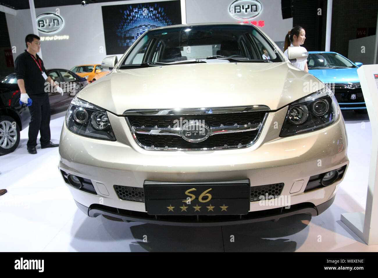 Byd s6 hi-res stock photography and images - Alamy