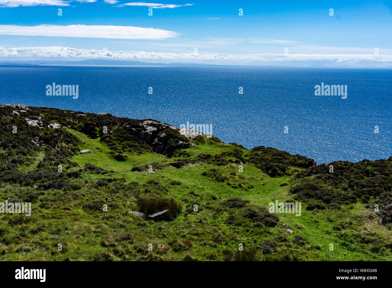 Cliffs in northern ireland hi-res stock photography and images - Alamy