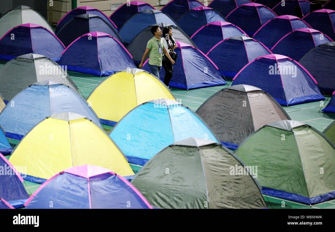 China students rows hi-res stock photography and images - Alamy