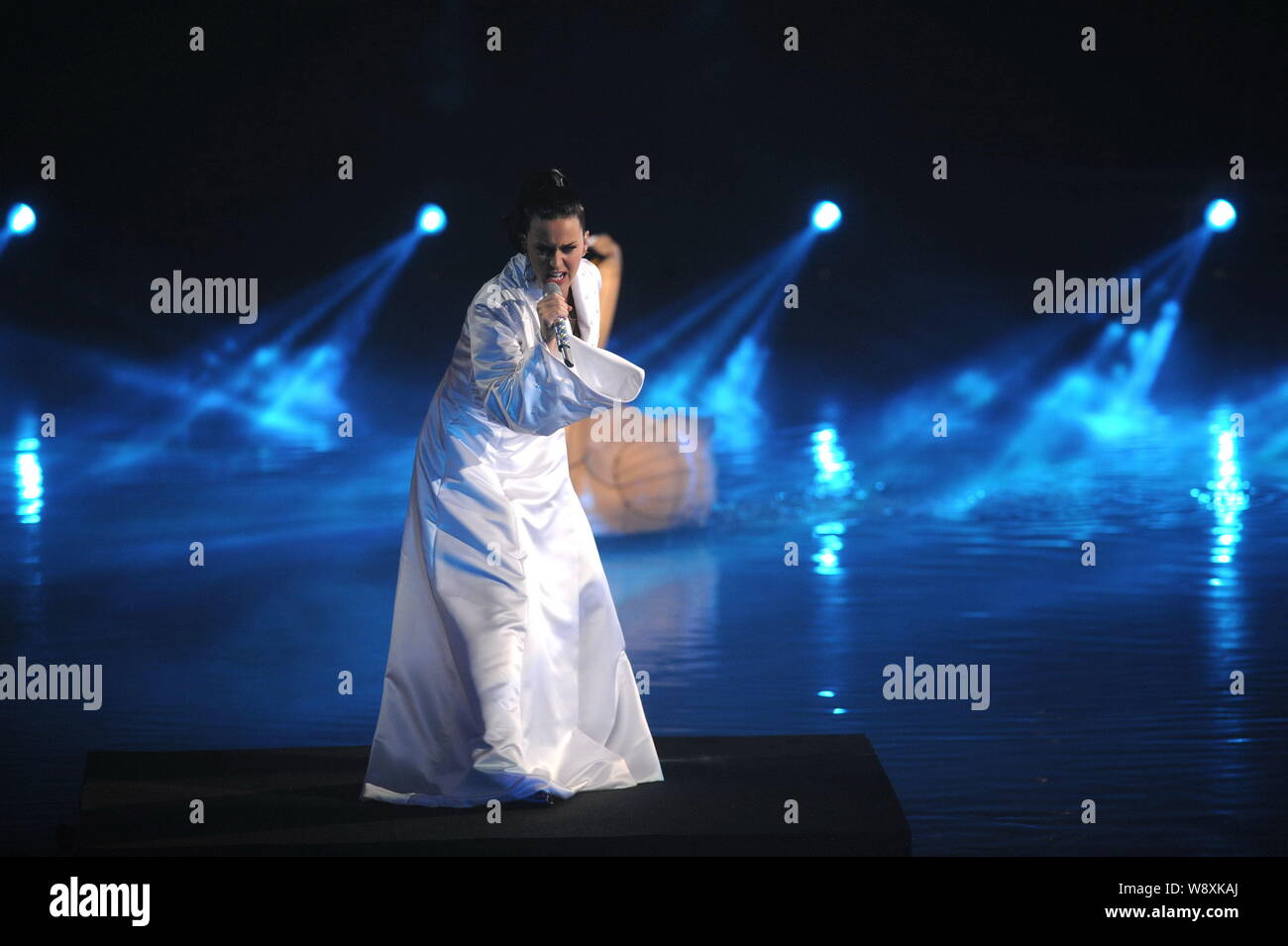 American singer Katheryn Elizabeth Hudson, better known by her stage ...