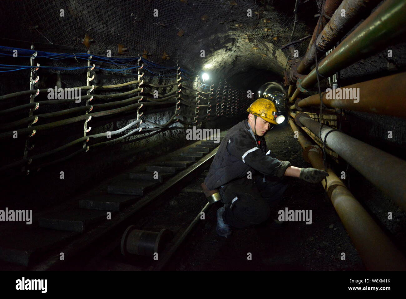 Chinese mine worker hi-res stock photography and images - Alamy