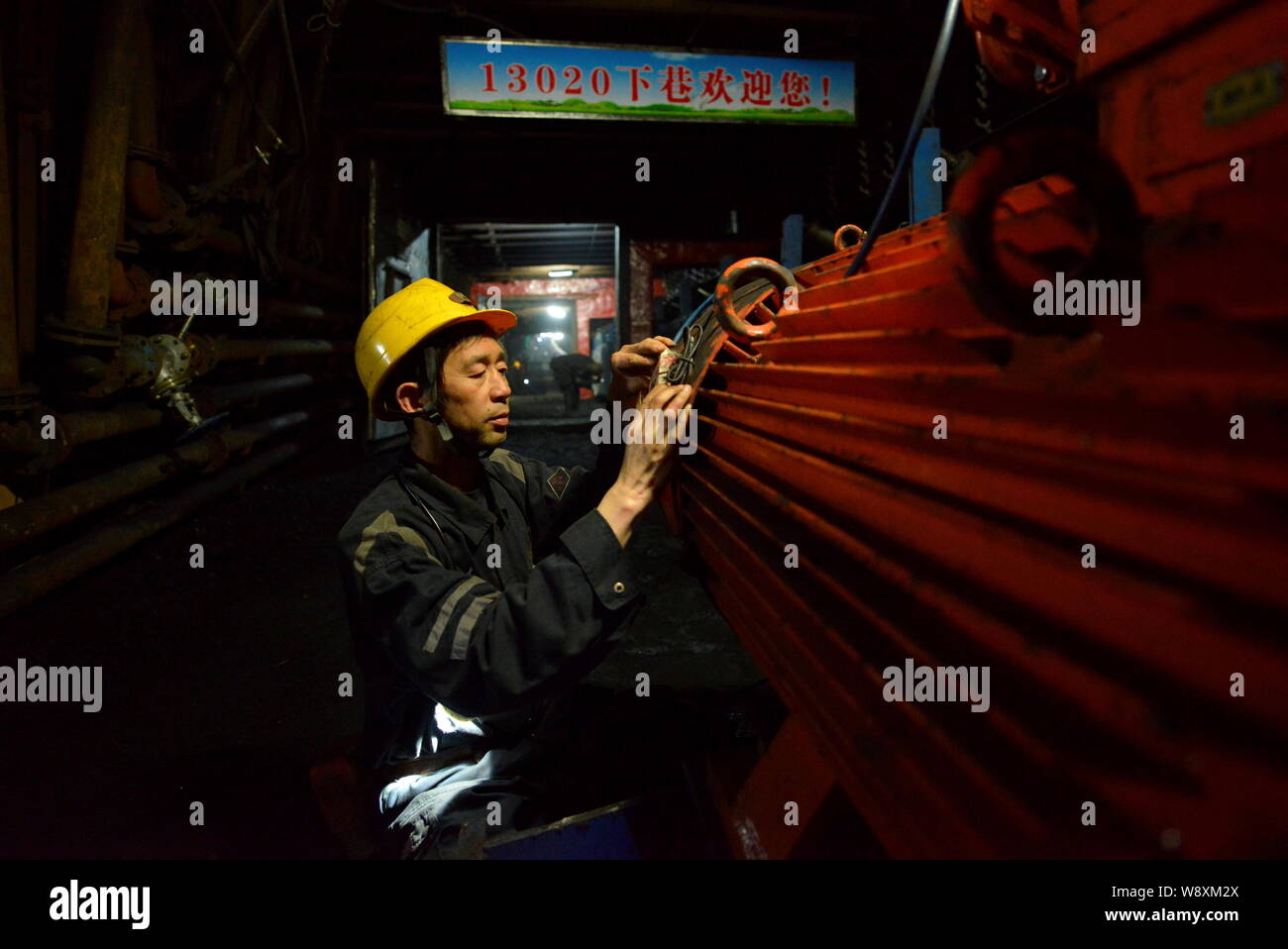 Chinese mine worker hi-res stock photography and images - Alamy