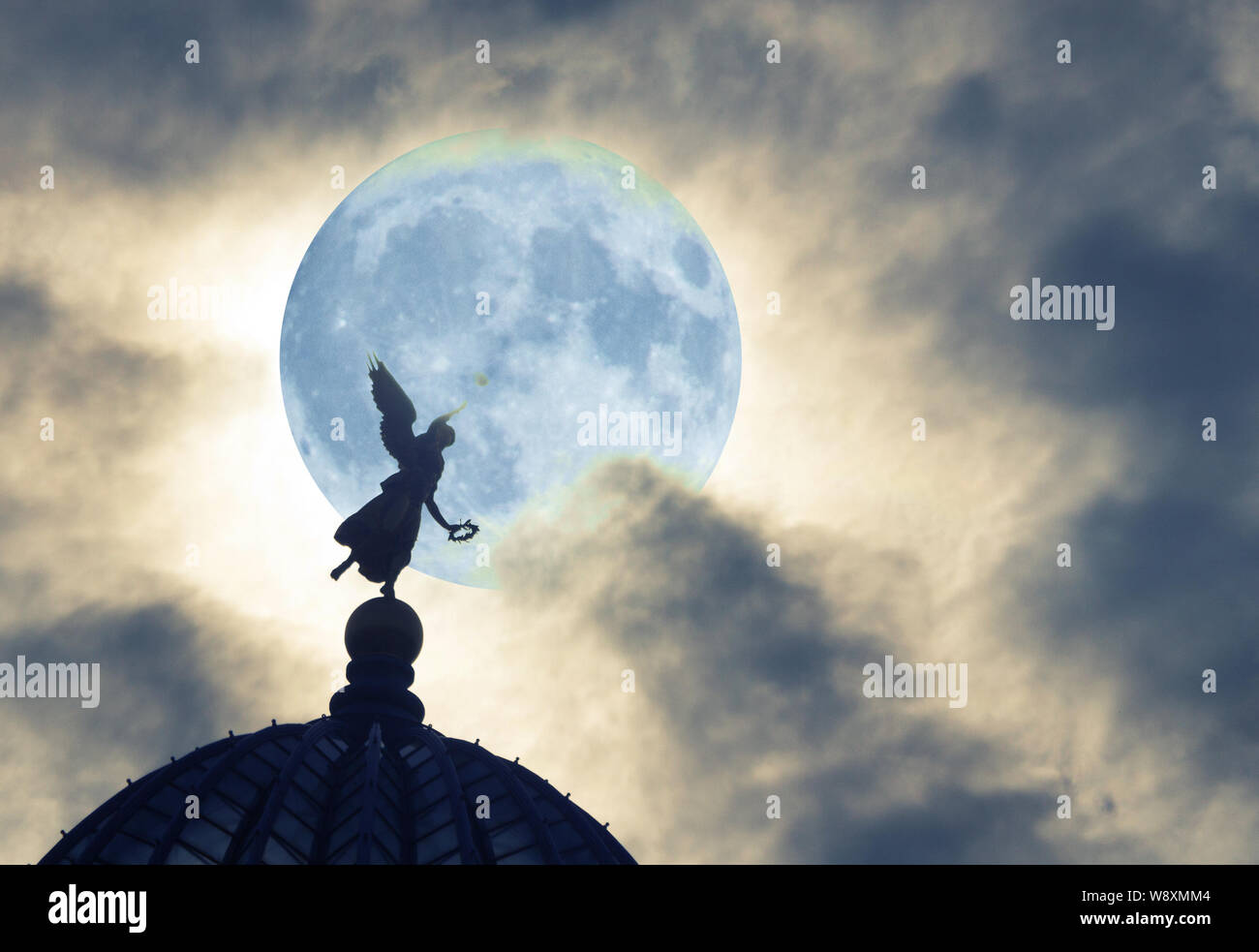 Historic statue angel in dresden hi-res stock photography and images ...