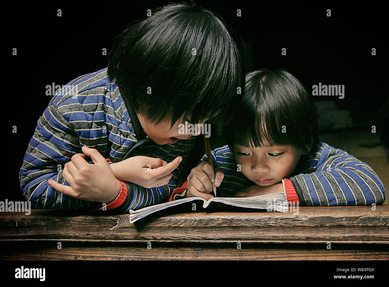 Children labour china hi-res stock photography and images - Alamy