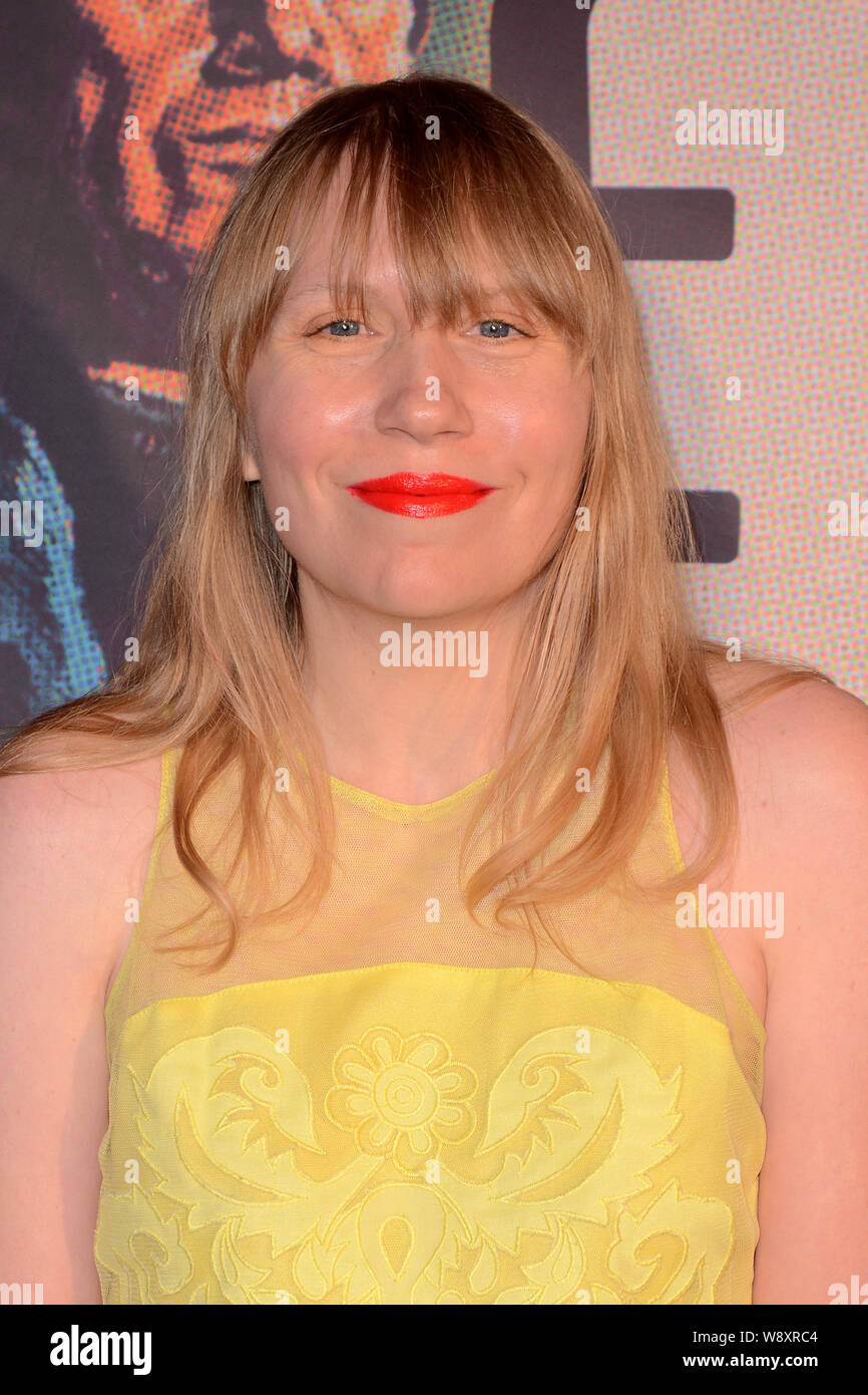 Amy nicholson hi-res stock photography and images - Alamy