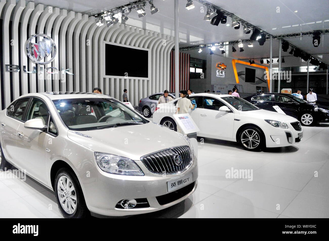 Shanghai General Motors High Resolution Stock Photography and Images ...