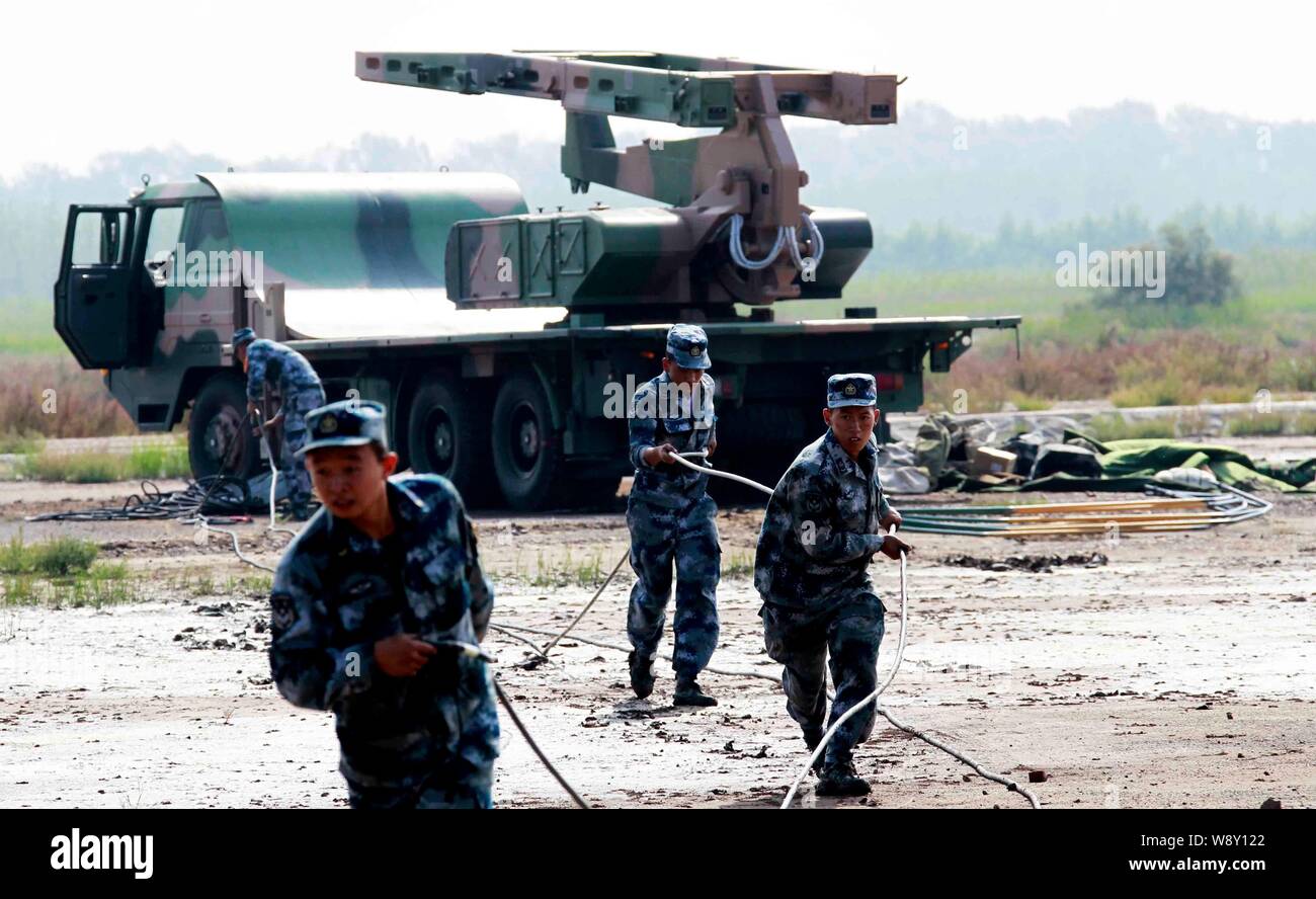 Chinese air force hi-res stock photography and images - Alamy