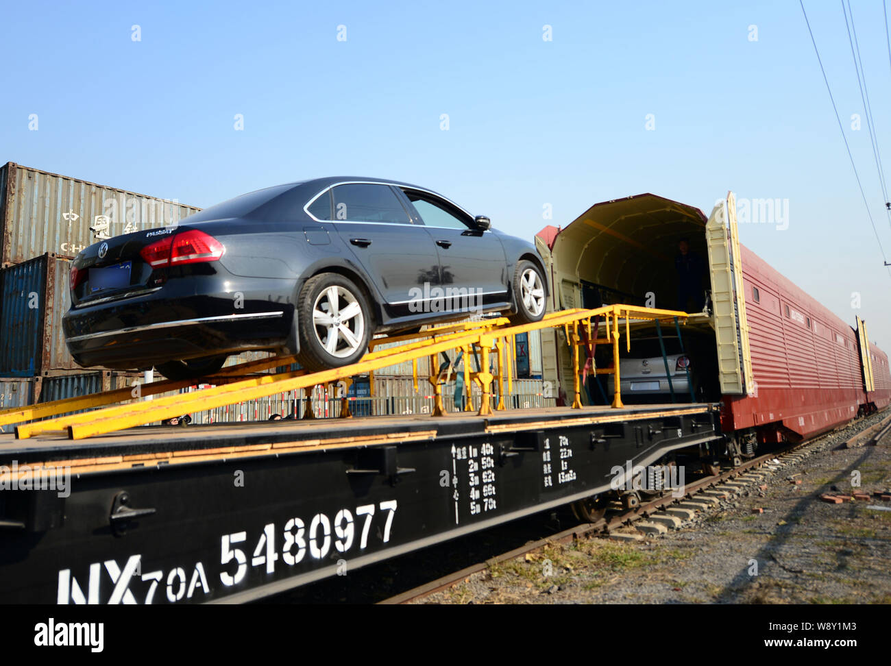 Car being loaded hi-res stock photography and images - Alamy