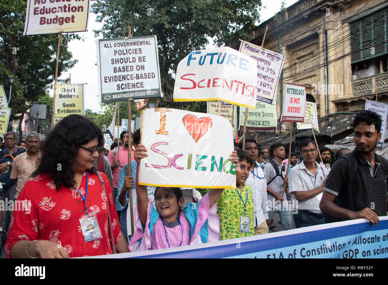 India research scientists hi-res stock photography and images - Alamy