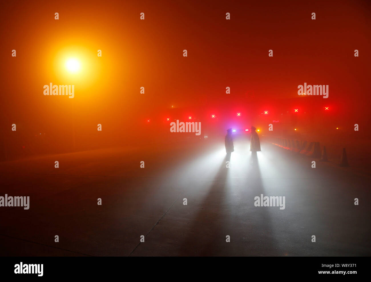 Hubei expressway hi-res stock photography and images - Alamy