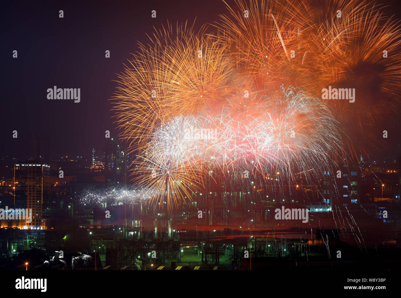 Mid autumn festival fireworks hi-res stock photography and images - Alamy