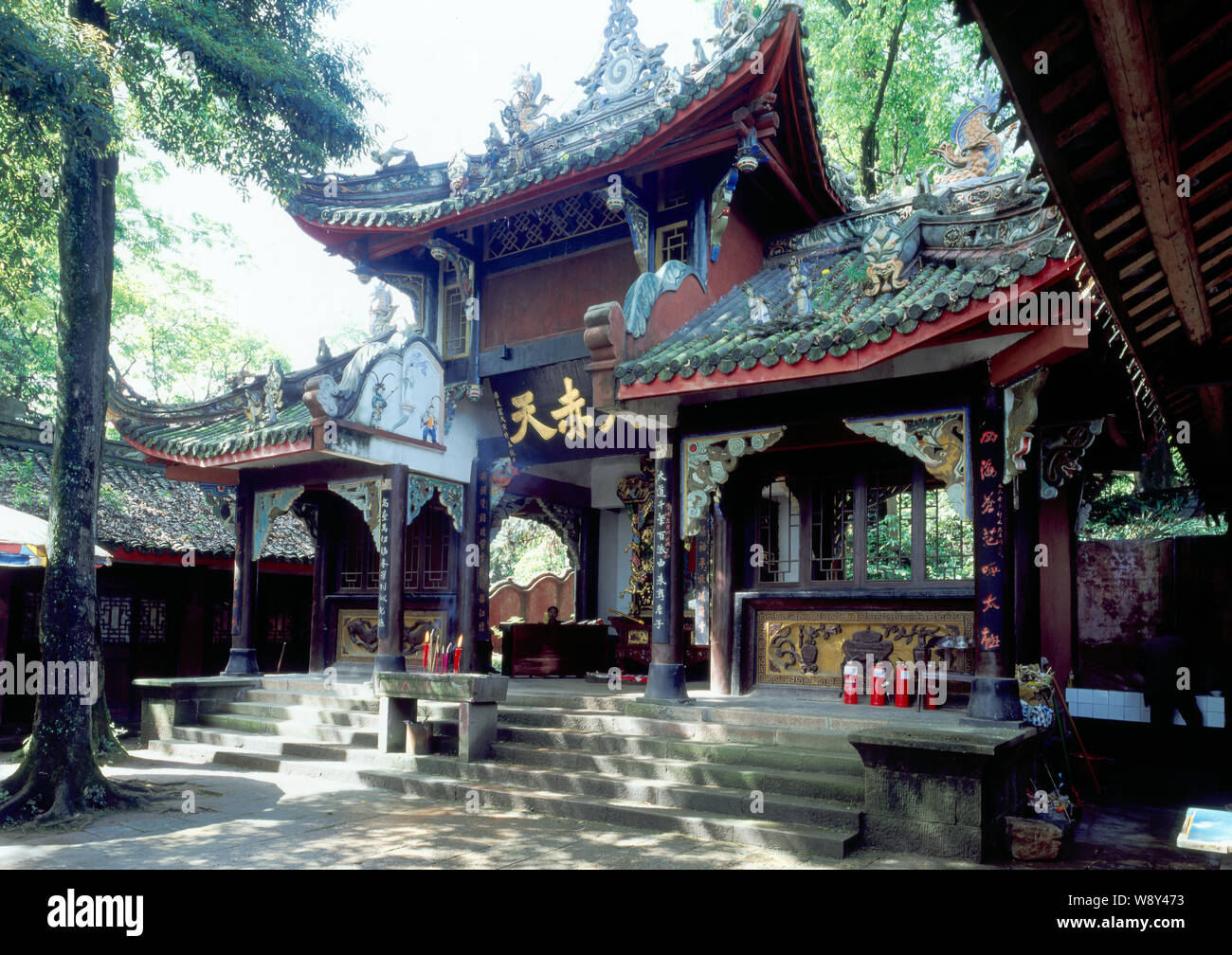 View of the the Laojun Pavilion at Mount Qingcheng in Dujiangyan city ...