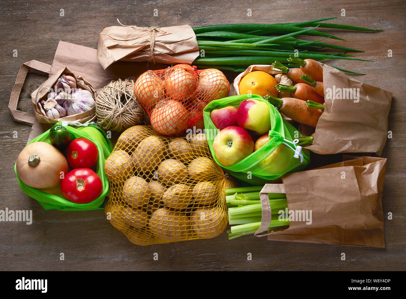 Raw vegetables in eco bags. Zero waste concept. Free plastic shopping ...