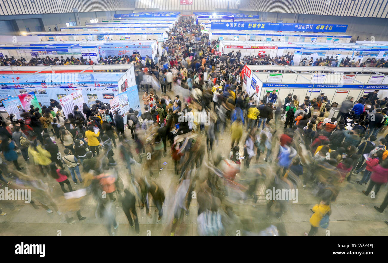 20 stalls hi-res stock photography and images - Alamy