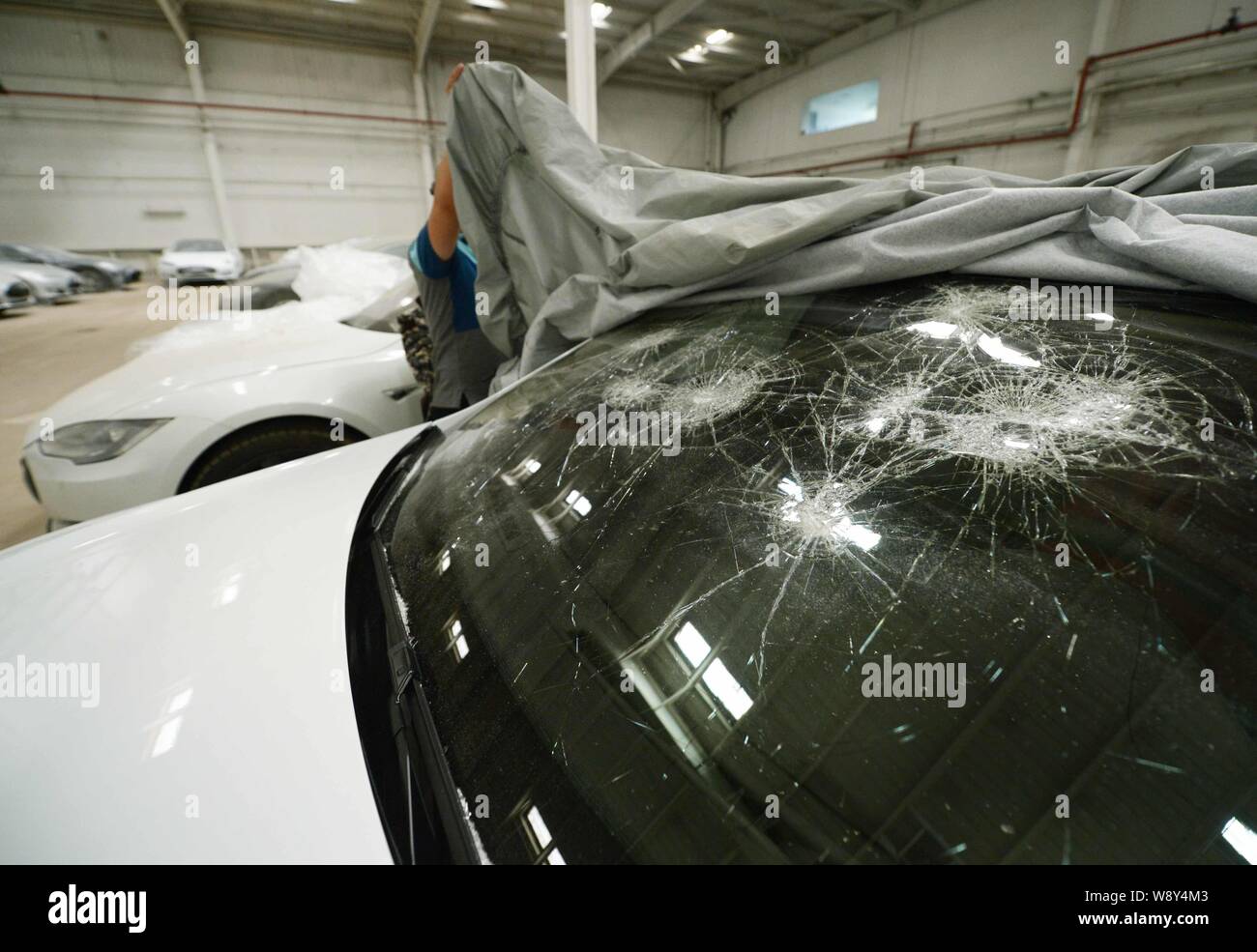 Front tesla model s hi-res stock photography and images - Alamy