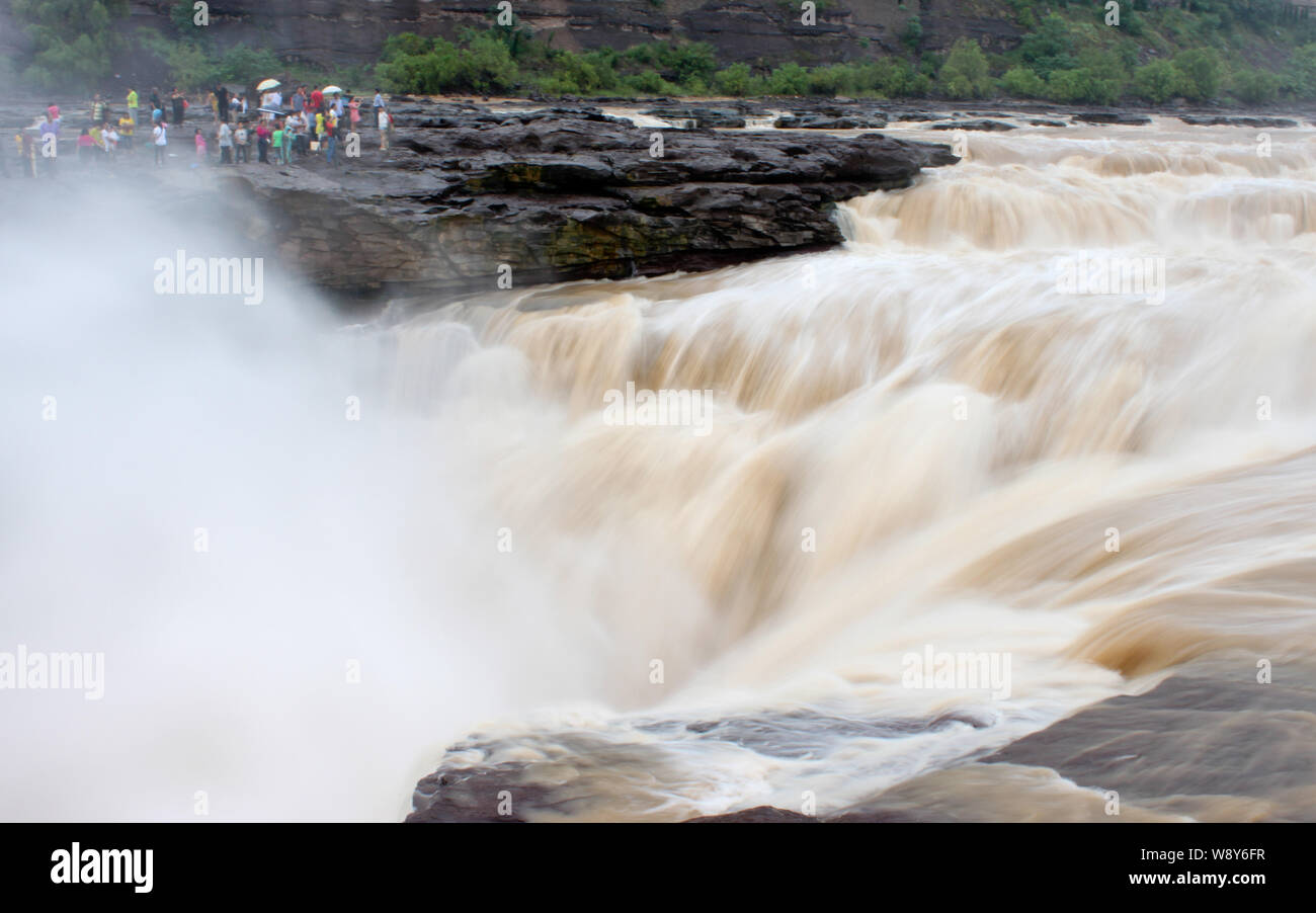 View of Hukou Waterfall on the Yellow river in Ji county, north Chinas ...