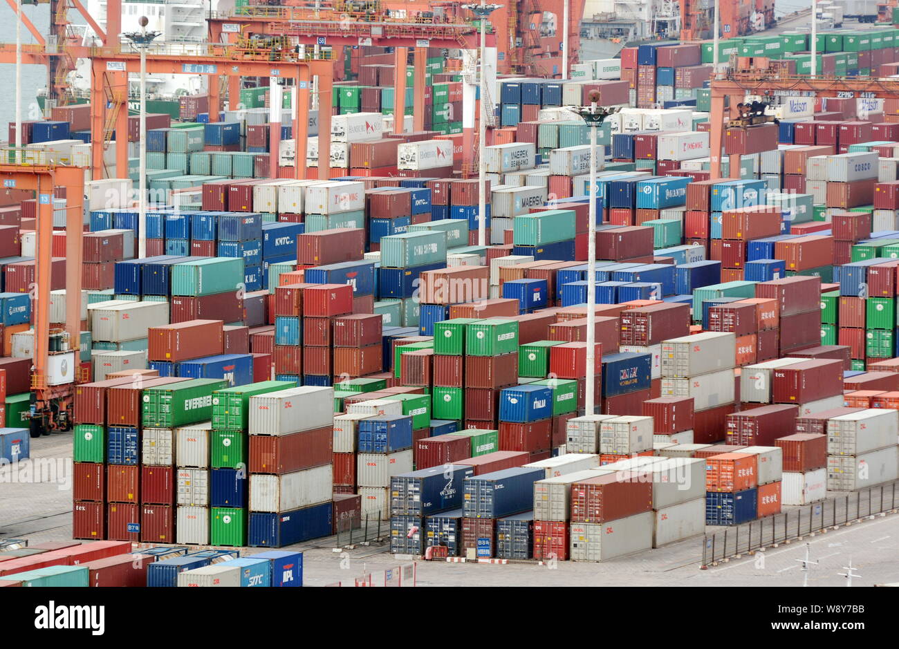 Port of xiamen hi-res stock photography and images - Alamy