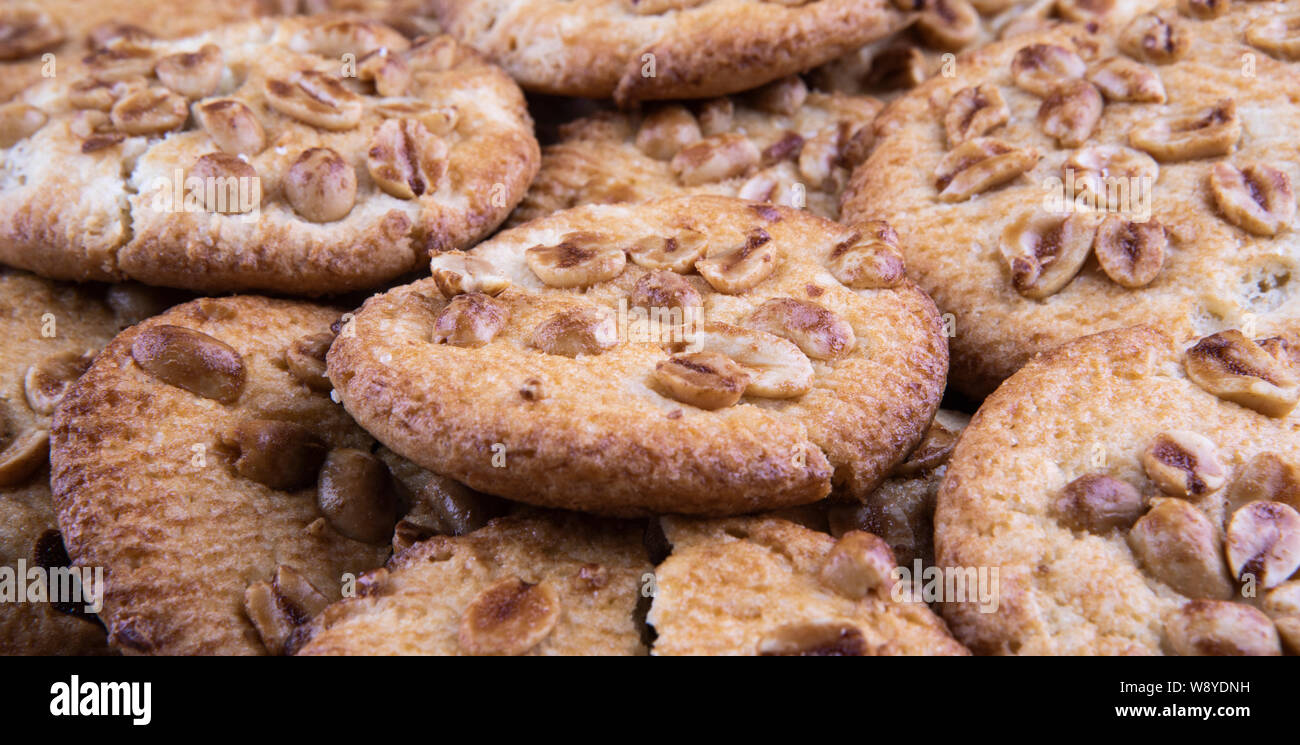 A stack of cookies. Food background or texture Stock Photo - Alamy