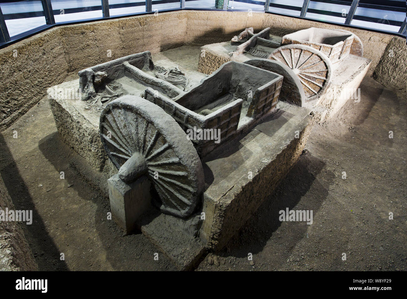 Shang dynasty anyang hi-res stock photography and images - Alamy