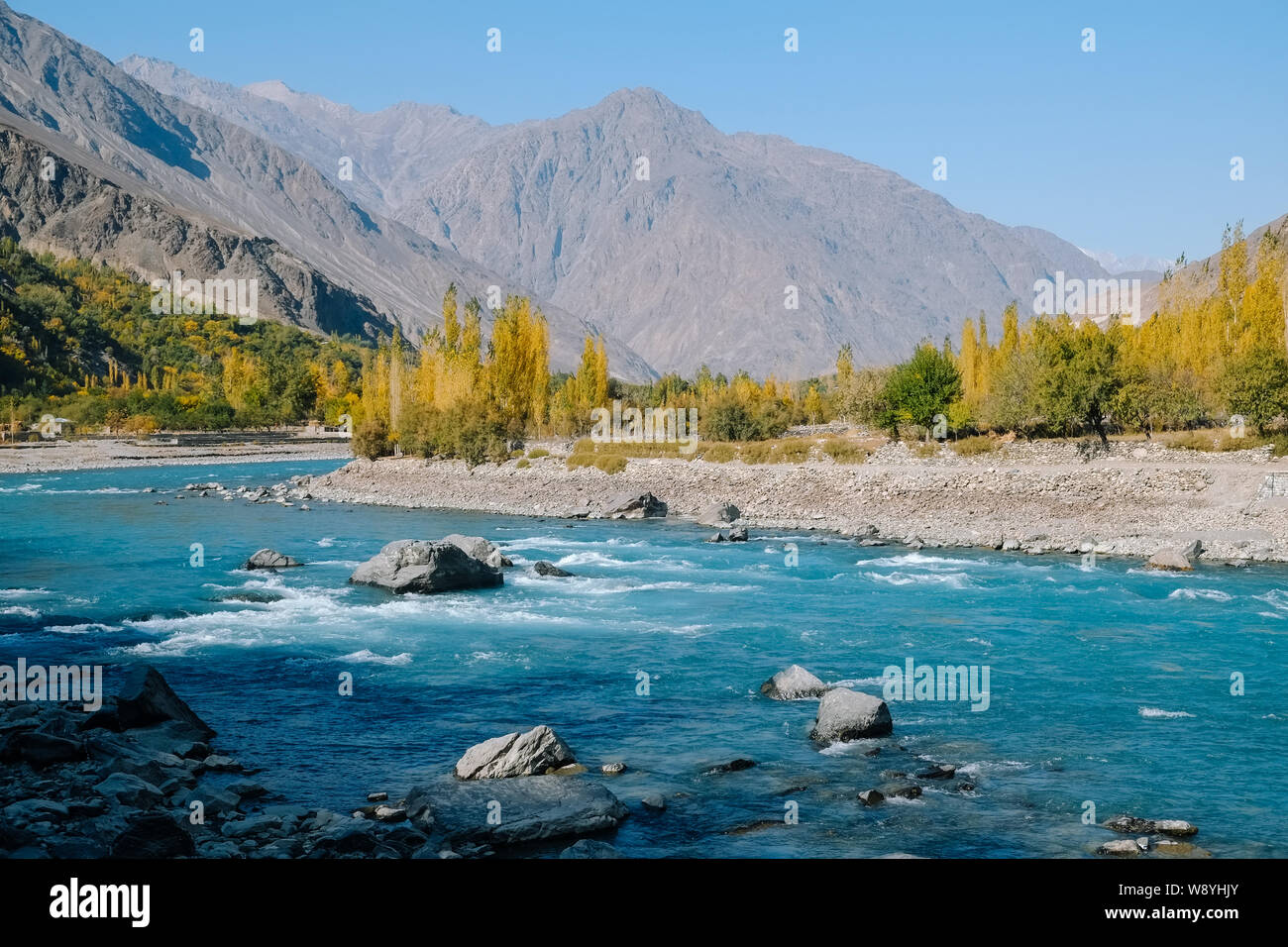 Hindu kush mountain hi-res stock photography and images - Alamy