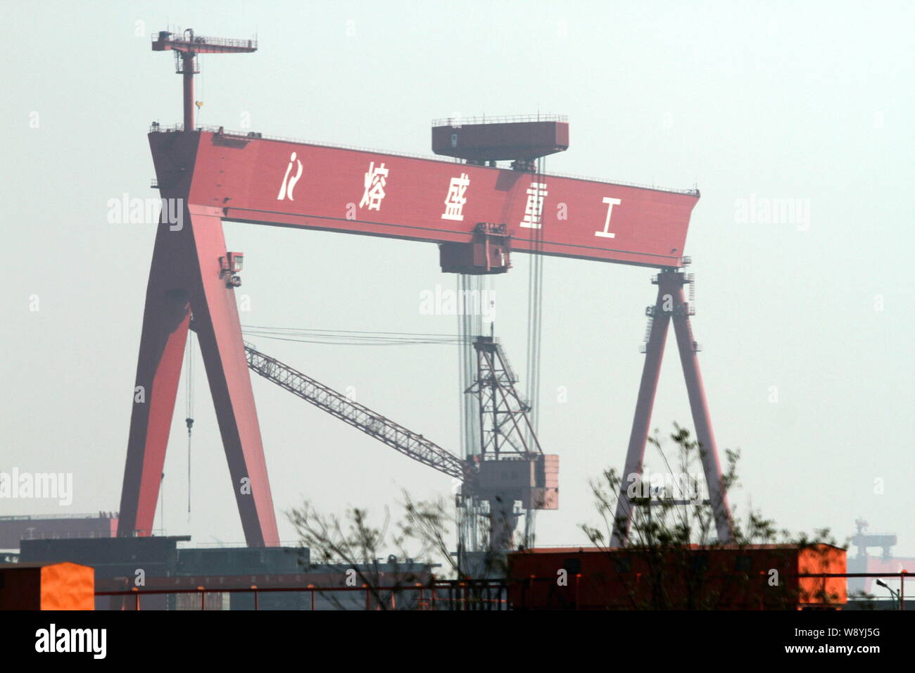 --FILE--A ship is being built at the shipyard of Rongsheng Heavy ...