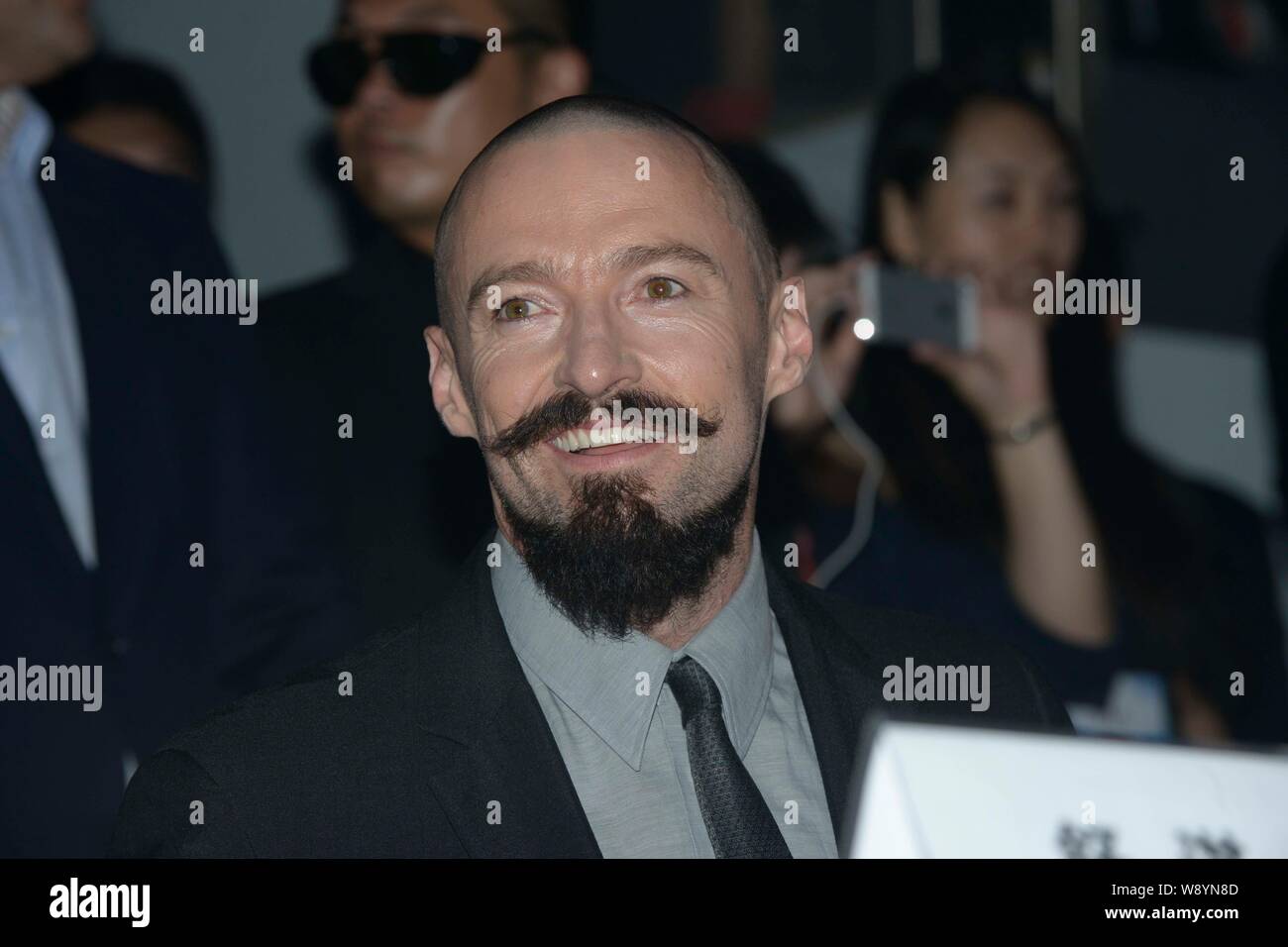 Australian actor hugh jackman smiles hi-res stock photography and ...