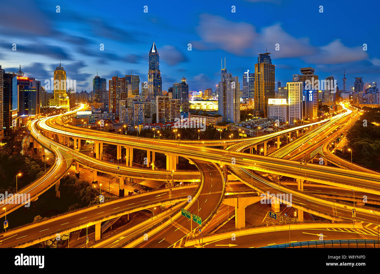 Night view of the crossing of the Yan'an Road Elevated Highway and the ...