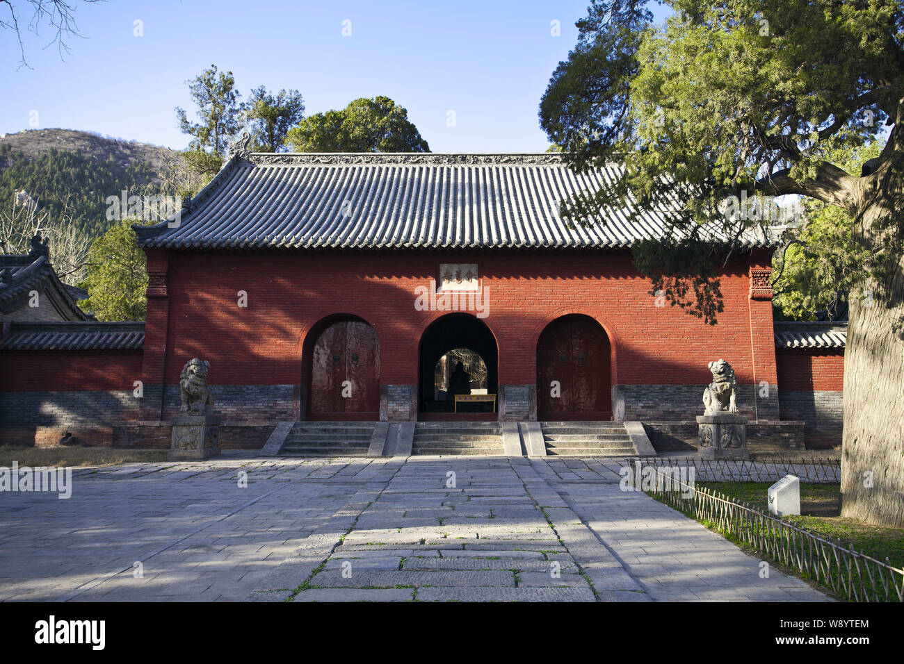 Zhongyue temple hi-res stock photography and images - Alamy