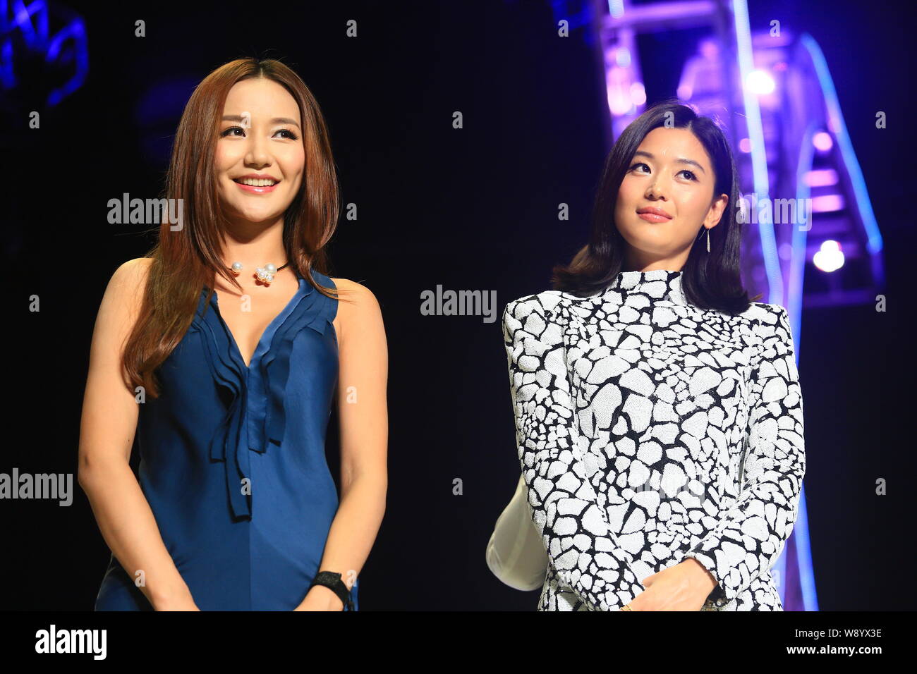 South Korean actress Jun Ji Hyun, right, and Chinese actress Han Yuqin ...