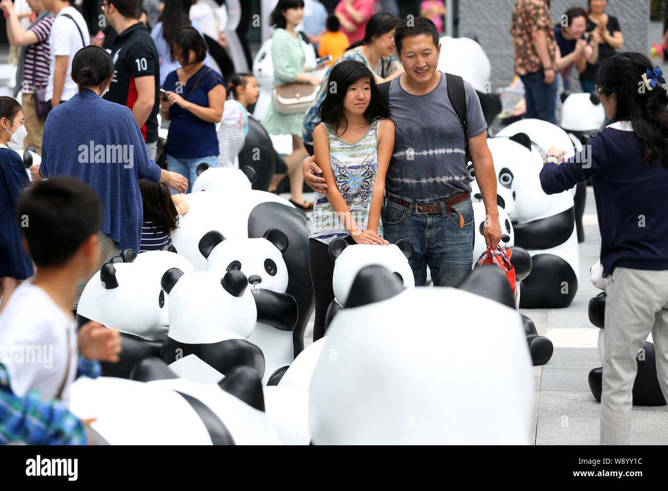 Giant panda model hi-res stock photography and images - Alamy