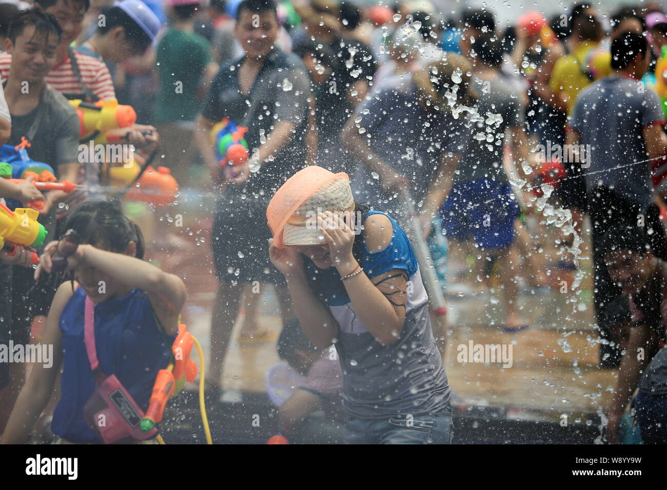 Escape from the water hi-res stock photography and images - Alamy