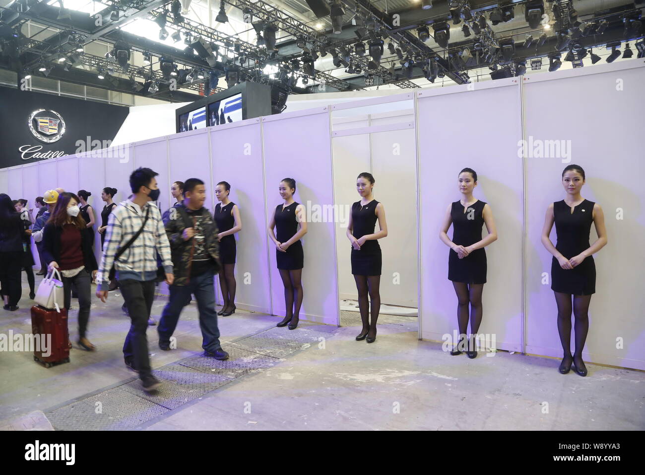 Car show hostesses hi-res stock photography and images - Alamy