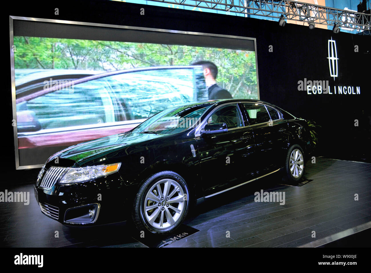 --FILE--A Lincoln car is displayed during an auto show in Chongqing ...