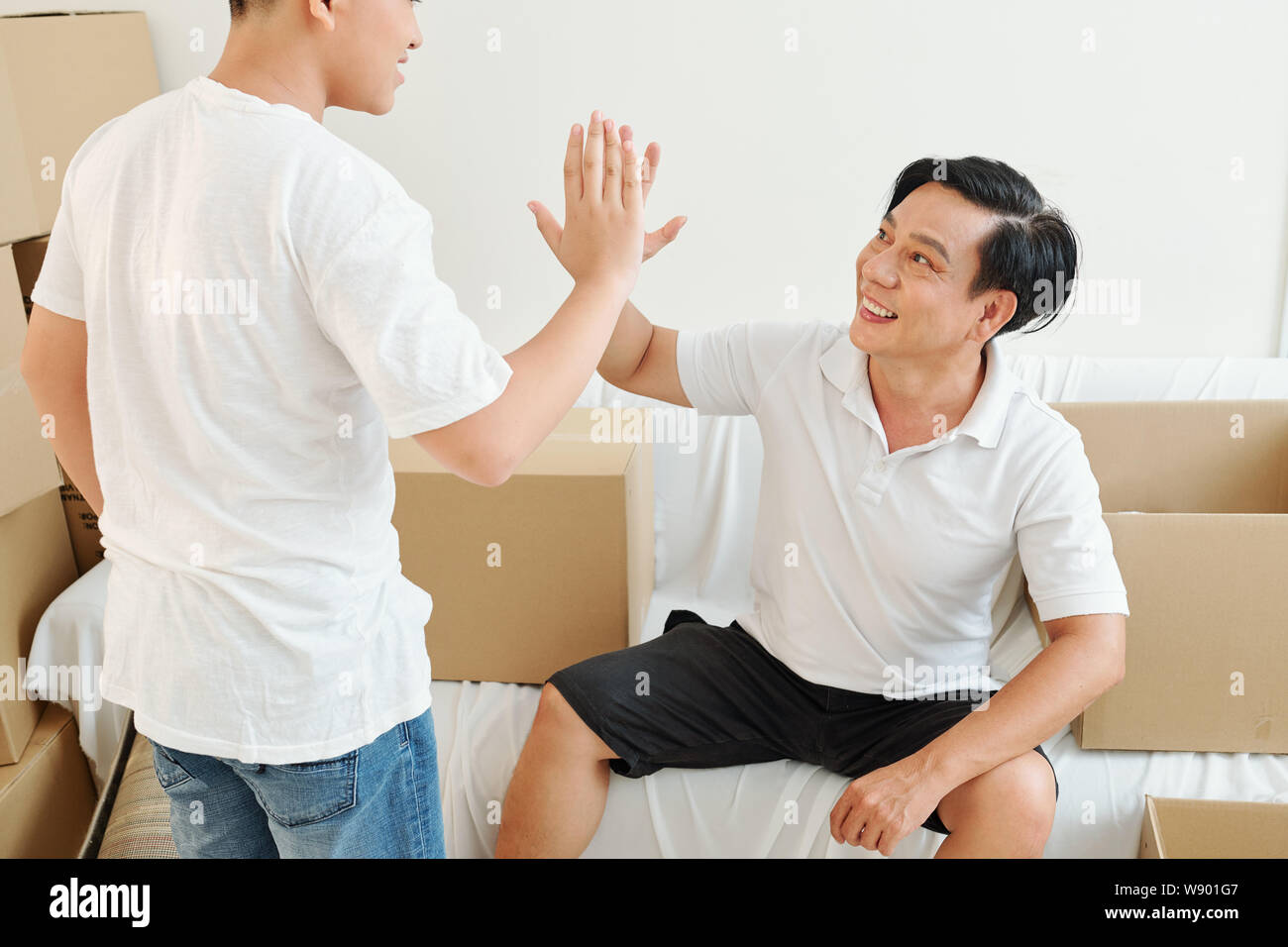 Five young adult males hi-res stock photography and images - Alamy
