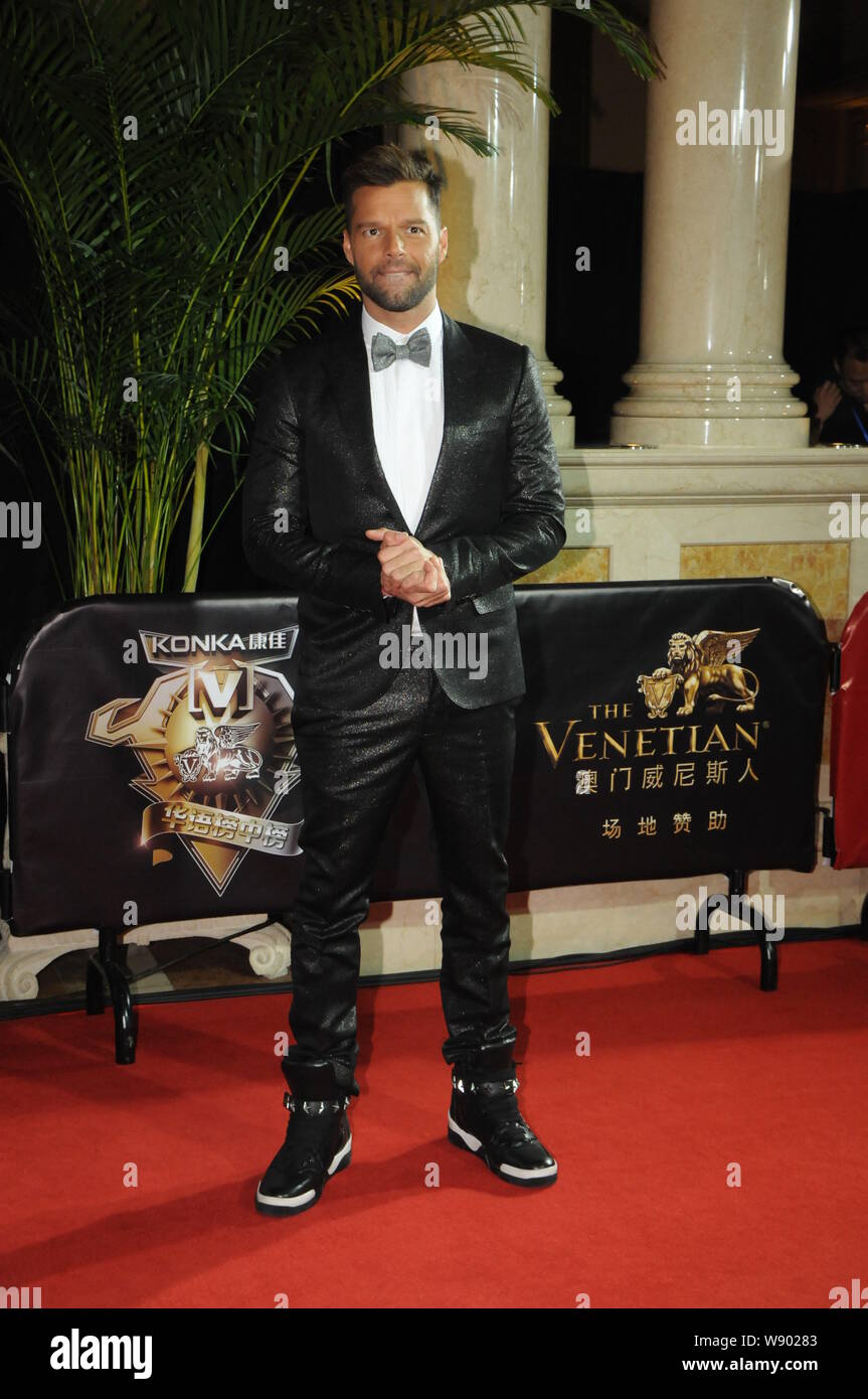 Puerto Rican singer and actor Ricky Martin poses on the red carpet for ...