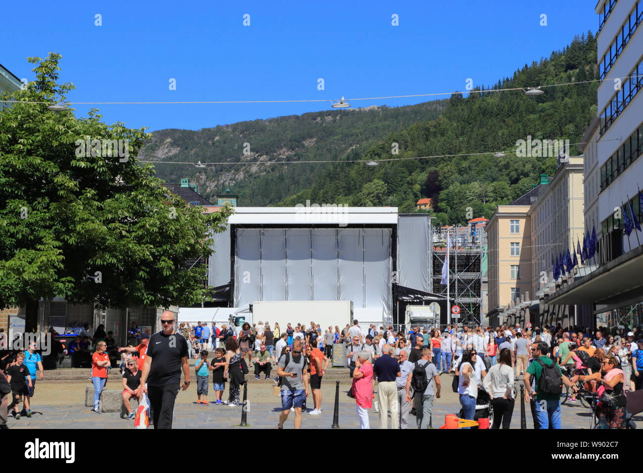 Norwegian population hi-res stock photography and images - Alamy