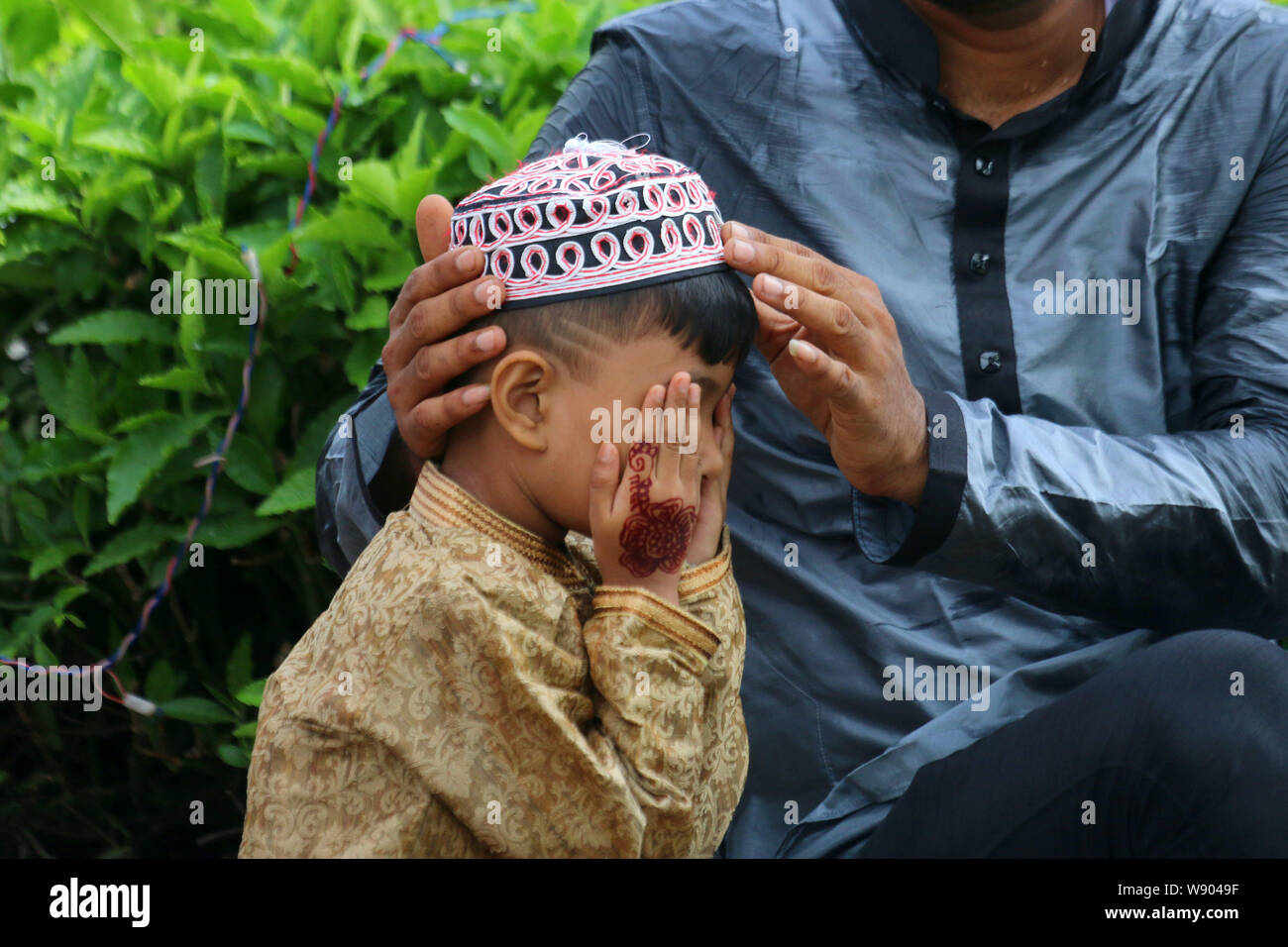 Dhaka, Bangladesh. 11th Aug, 2019. A child at the National Mosque ...