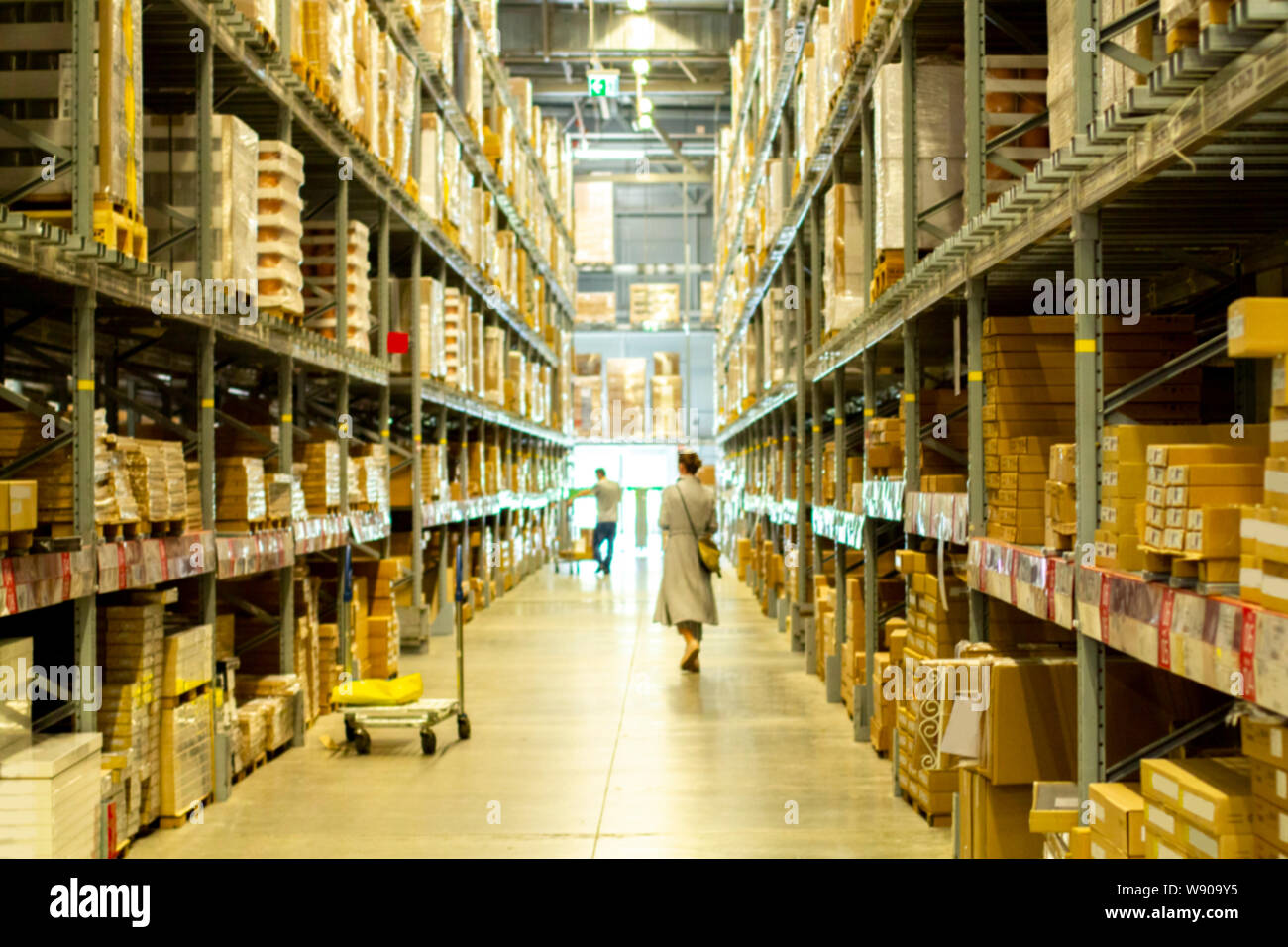 Self service department store hi-res stock photography and images - Alamy