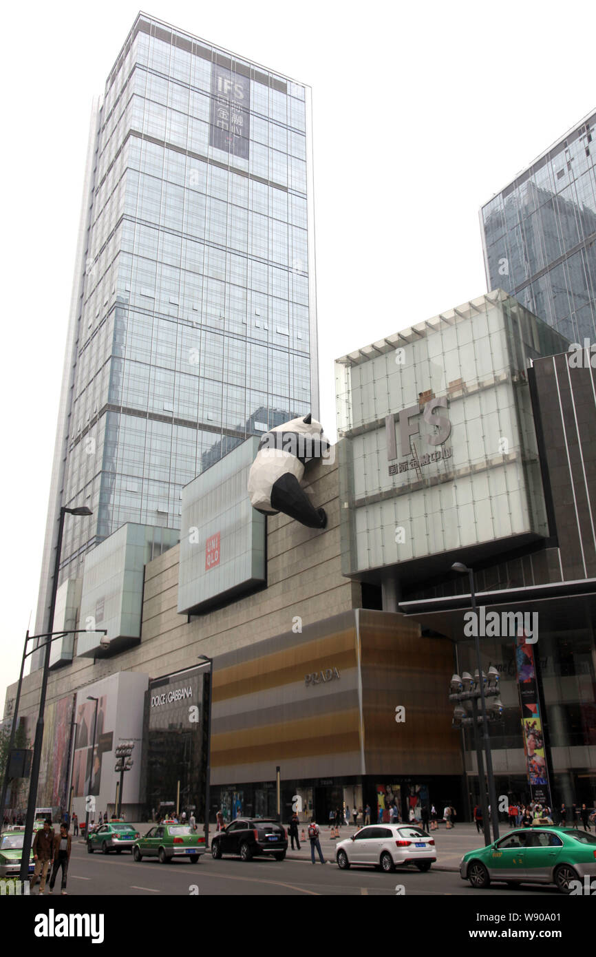 15 meters high hi-res stock photography and images - Alamy