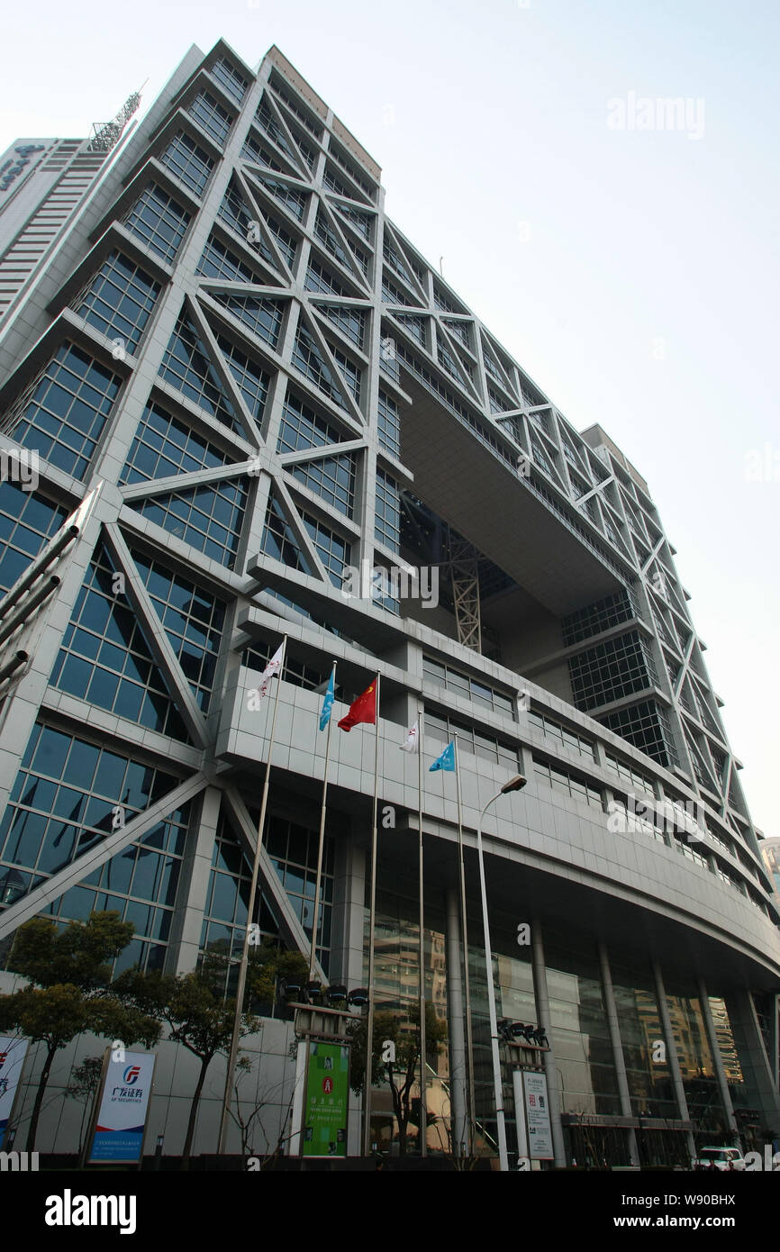 File manipulation hi-res stock photography and images - Alamy