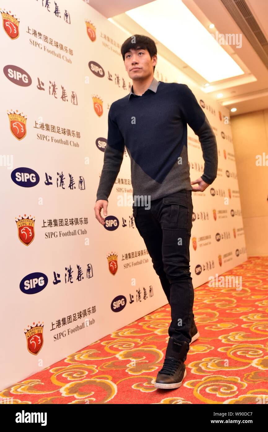 South Korean football player Kim Ju-young arrives at a press conference ...