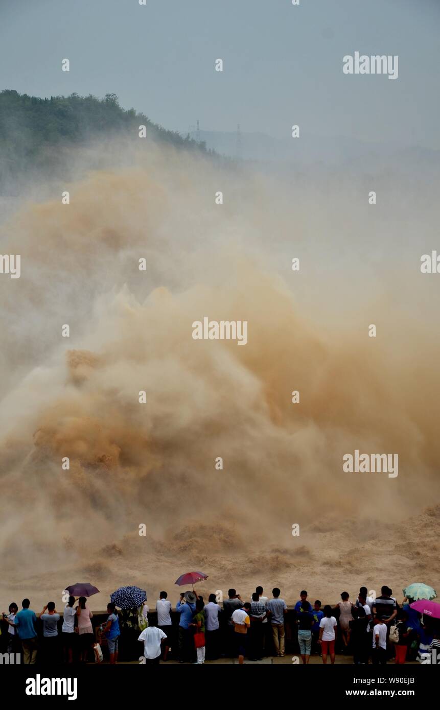 Sediment laden river hi-res stock photography and images - Alamy