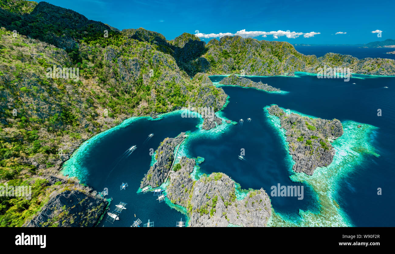 Aerial view of beautiful lagoons and limestone cliffs of Coron, Palawan ...