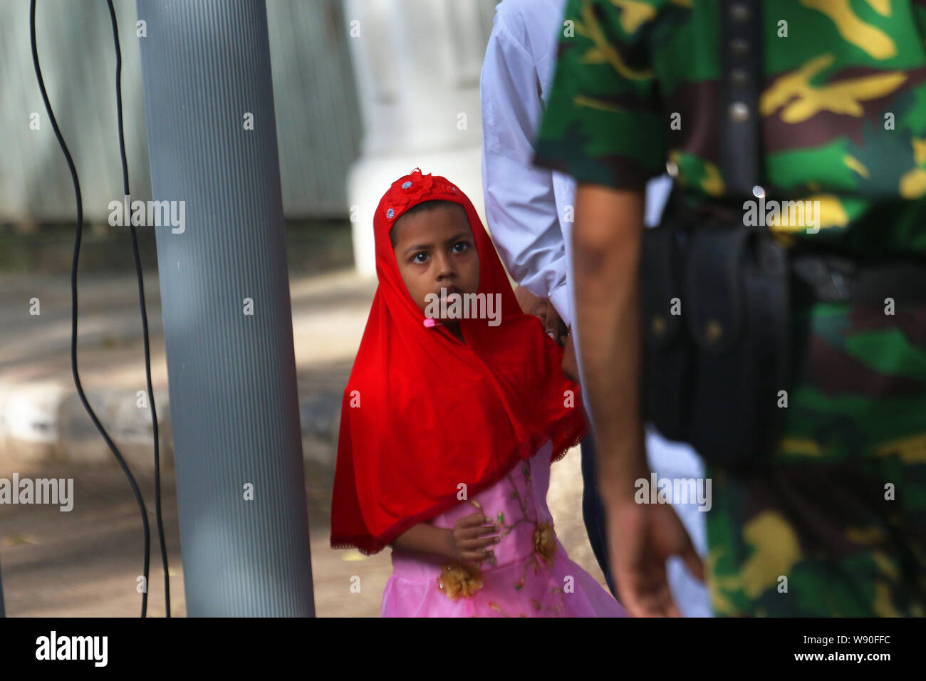 Dhaka, Bangladesh. 11th Aug, 2019. A child arrives at the National ...