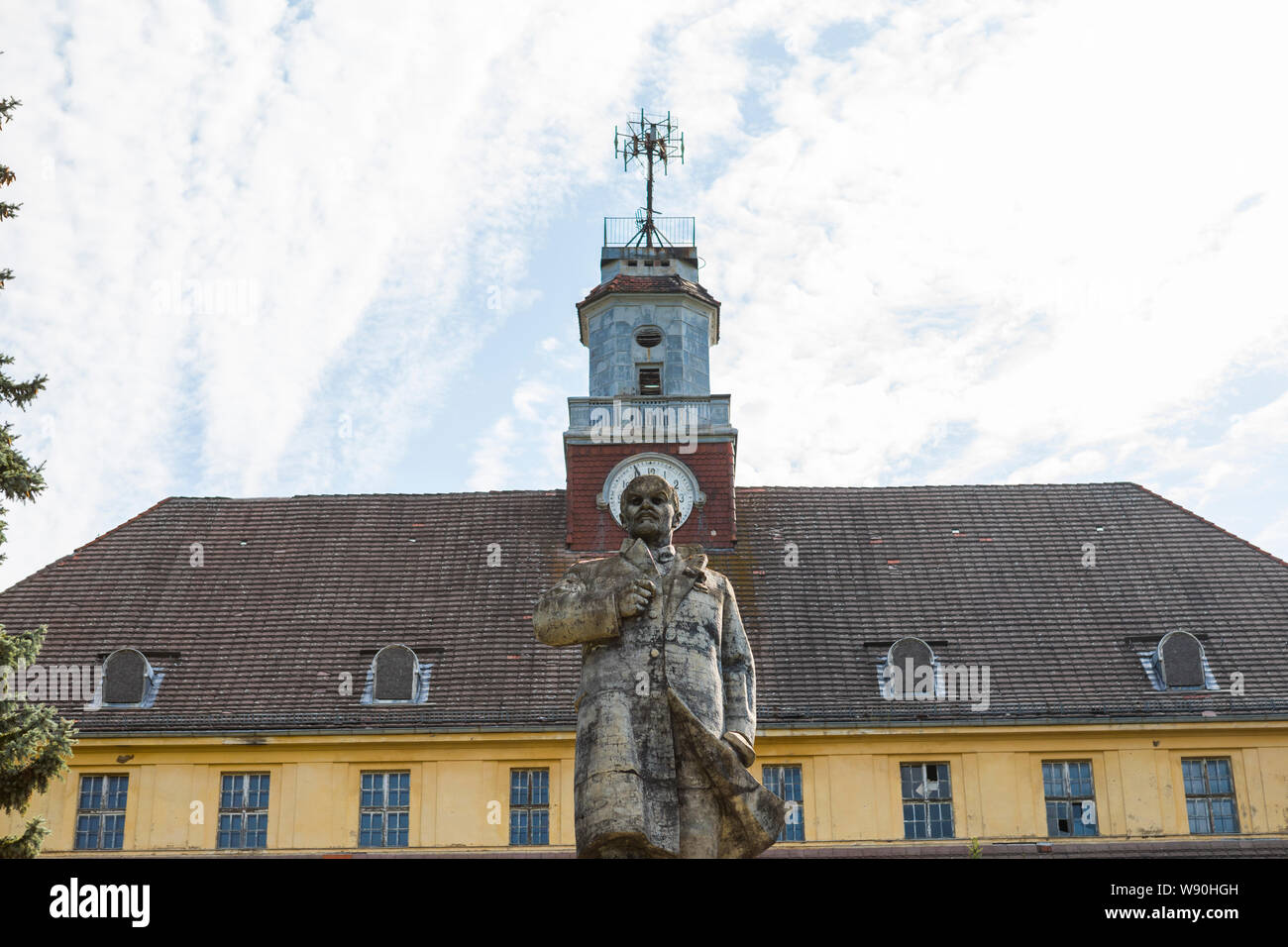 Statue of Lenin in front of former historical barracks in Wünsdorf ...