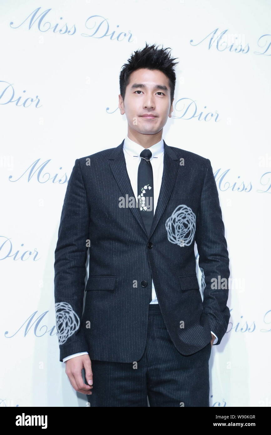 Miss shanghai hi-res stock photography and images - Alamy