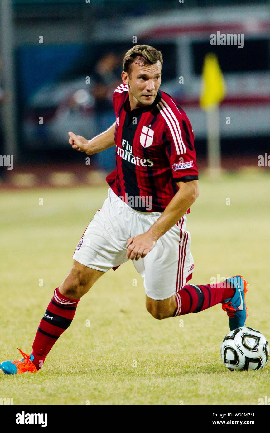 Paolo maldini ac milan hi-res stock photography and images - Alamy