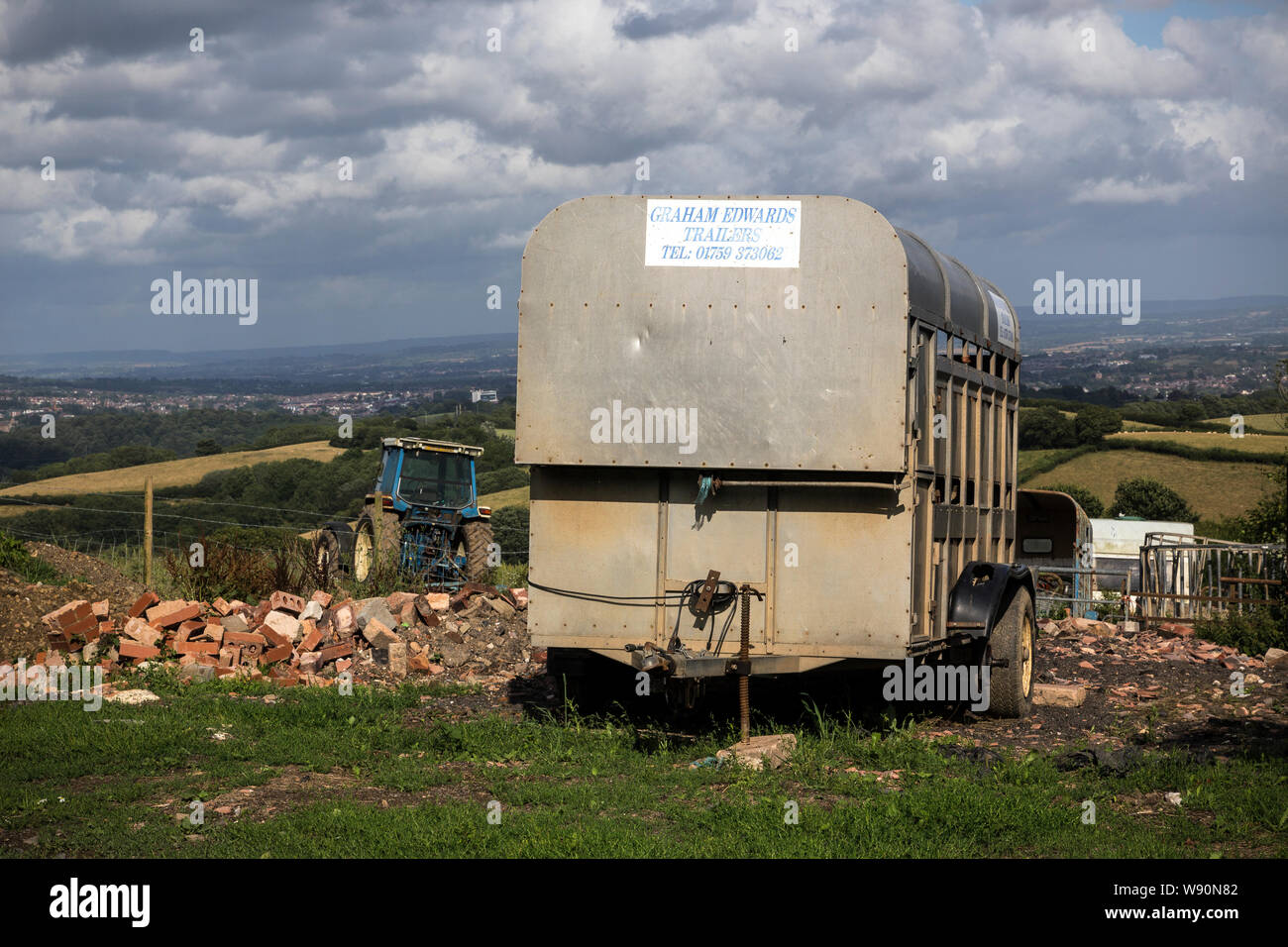 Agriculture in Devon, UK, Dairy Cattle, Dairy Farm, Devon, Landscape ...