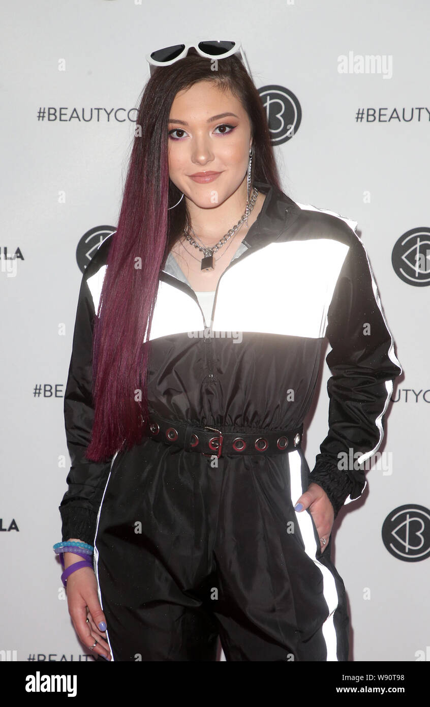 Los Angeles, Ca. 11th Aug, 2019. Taylor Felt, at Beautycon Festival Los ...